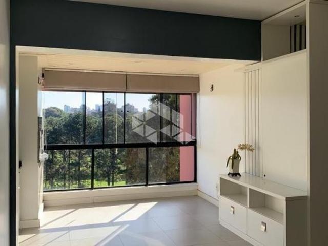 Apartamento de 02 dormitórios com vista perene para o Country Club