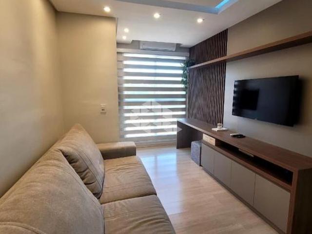 Apartamento de 02 dormitórios, mobiliado, no bairro Arroio Grande