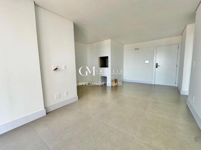 Apartamento de 02 dormitórios na Praia Grande em Torres RS
