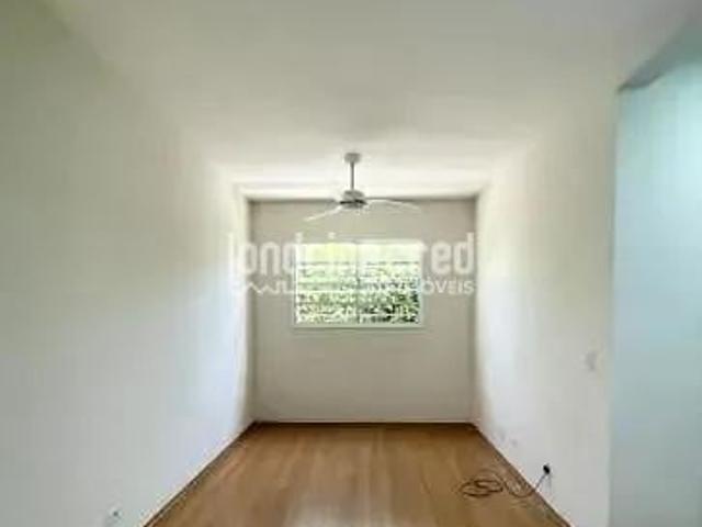 Apartamento de 02 Dormitórios no Vila das Acácias, 46m², 01 Banheiro, Sala, Cozinha e 01 Vaga de Gar