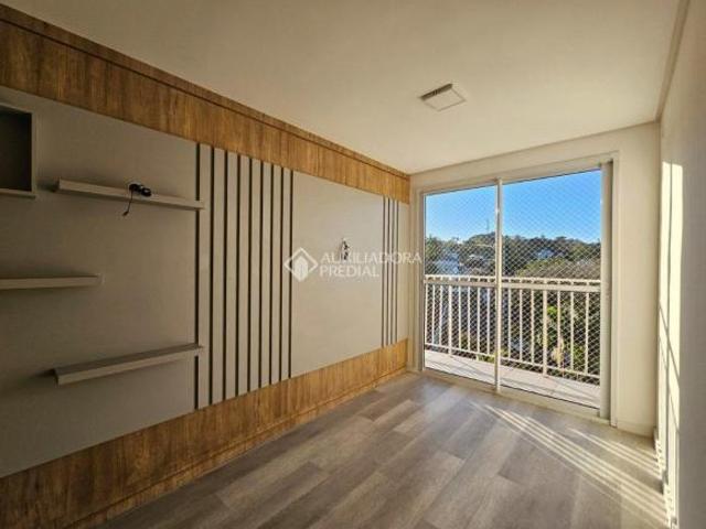 Apartamento de 02 dormitórios no bairro Primavera em Novo Hamburgo