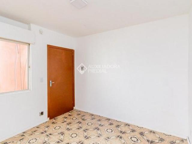 Apartamento de 02 Dormitórios no Bairro Rubem Berta