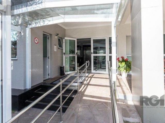 Apartamento de 02 dormitórios no Bairro Tristeza em Porto Alegre/RS