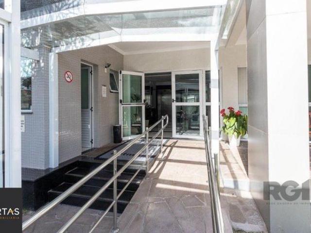 Apartamento de 02 dormitórios no Bairro Tristeza em Porto Alegre/RS
