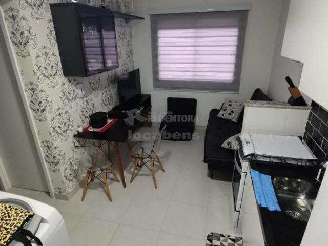 Apartamento de 02 dormitórios no Cambuci / São Paulo