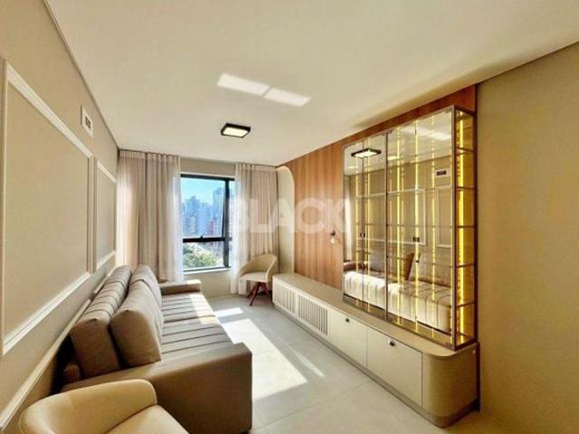 Apartamento de 02 dormitórios no Edificio Vésta em Torres RS