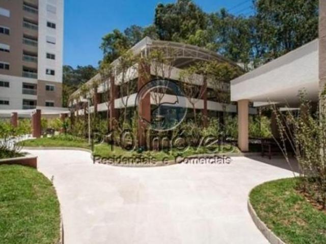 Apartamento de 02 dormitorios no Morumbi