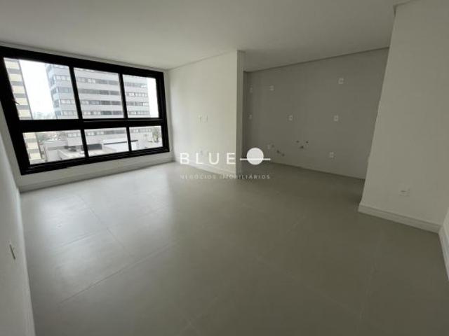 Apartamento de 02 dormitórios no Predial em Torres RS