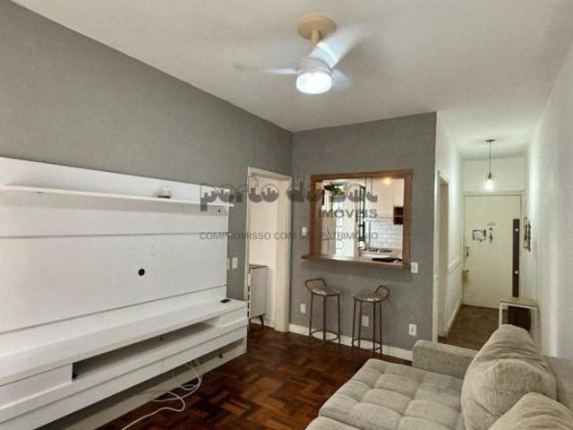 Apartamento de 02 dormitórios reformado