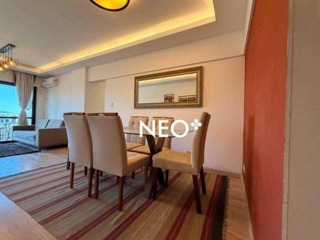 Apartamento de 02 dormitorios, semi mobiliado na Ponta da Praia