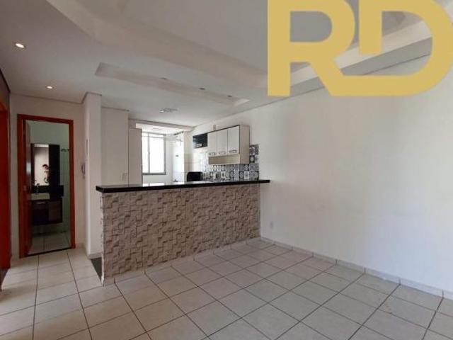 Apartamento de 02 quartos no 7° andar