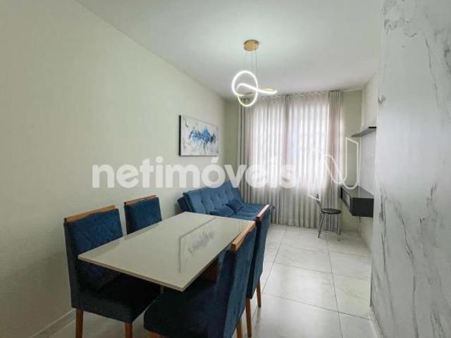 Apartamento de 02 quartos à venda no Manacás!