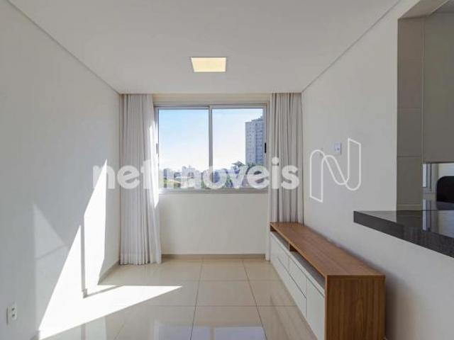 Apartamento de 02 quartos à venda no Manacás!