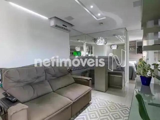 Apartamento de 02 quartos à venda no Serrano!