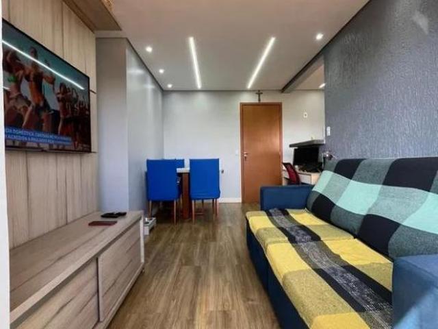 APARTAMENTO DE 02 QUARTOS, SENDO 01 SUÍTE E COM VARANDA