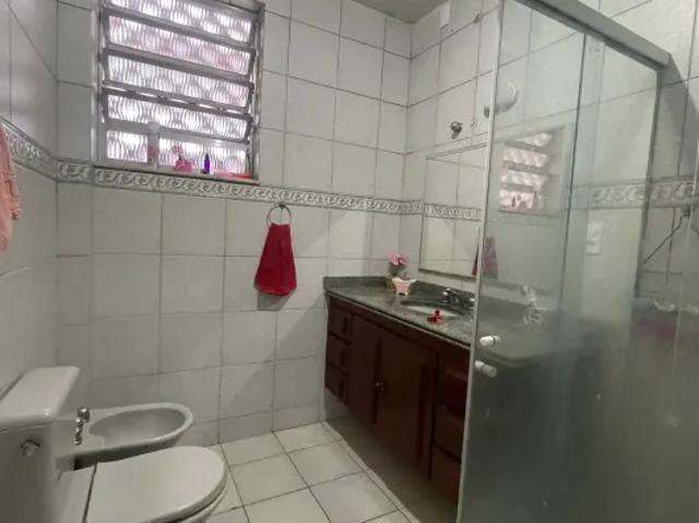 Apartamento de 04 quartos com suíte no centro