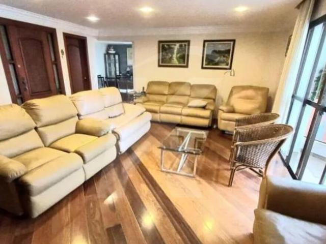 Apartamento de 04 suítes, 04 vagas no bairro de Santana