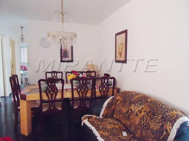 Apartamento de 100m² com 3 quartos