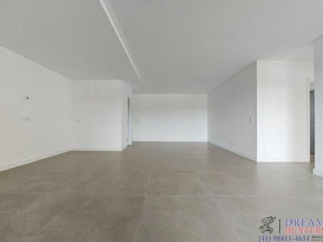 Apartamento de 101,90m² no bairro Mossunguê, com 1 suíte, 2 banheiros e 2 vagas de garagem
