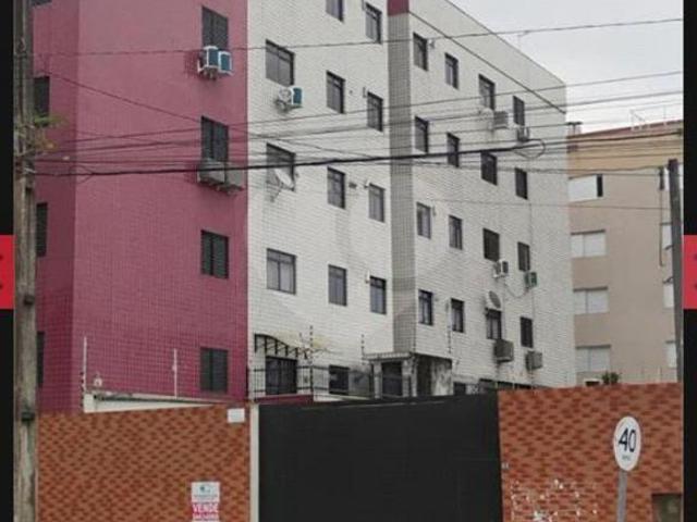 Apartamento de 103 m² com 3 quartos à venda em Guaratuba
