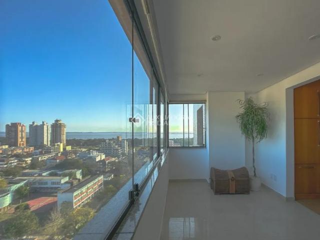 Apartamento de 103m² com vista para o pôr do sol da orla
