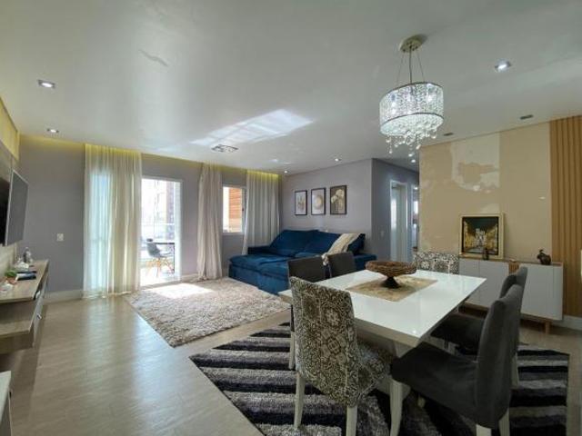 Apartamento de 104m², 3 dormitórios sendo 1 com suíte, 2 vagas e varanda gourmet