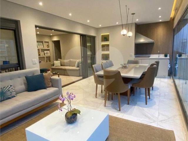 Apartamento de 105m² a venda na Vila Romana