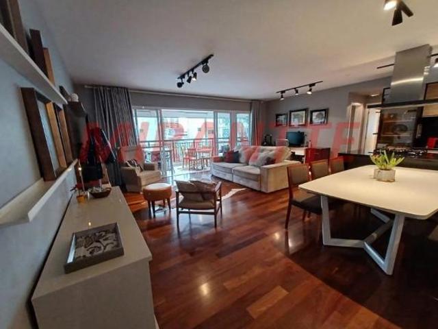 Apartamento de 105m² com 2 quartos