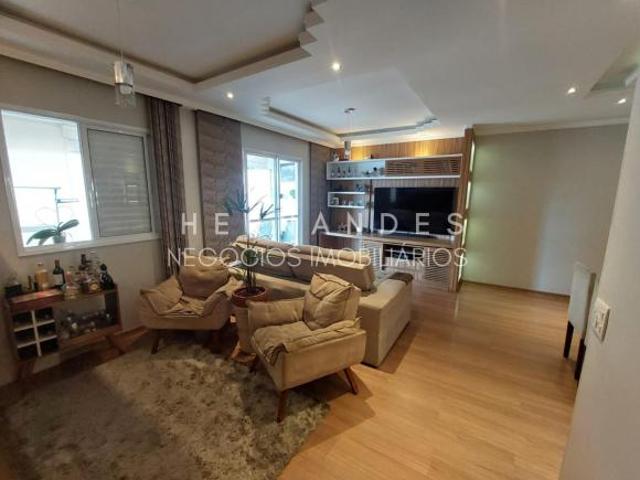 Apartamento de 105m² em frente ao Parque Municipal 3dorm sendo 1suíte e 2 vagas