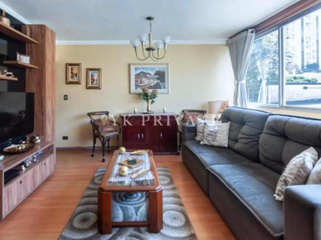 Apartamento de 106m² com 3 dormitórios sendo 1 suíte e 1 vaga de garagem