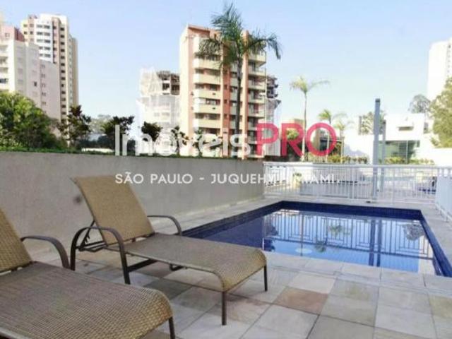 Apartamento de 109m² com 3 dormitórios com 1 suíte a venda no Morumbi