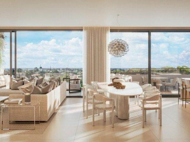 Apartamento de 112.53m² no bairro Mercês, com 3 quartos 3 suítes, 4 banheiros e 2 vagas de garagem