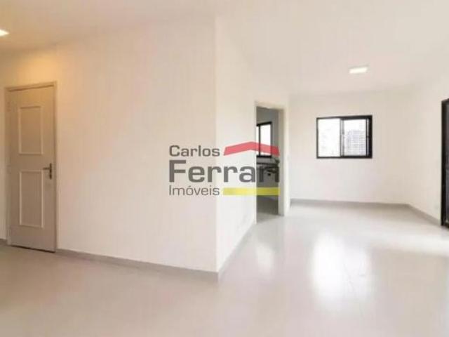 Apartamento de 112 m2 com 3 dormitórios localizado na Água Fria, 2 vagas e condomínio com lazer