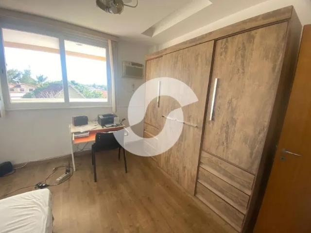 Apartamento de 112 m² na Leila Souza Putilini Itaipu Niterói RJ, à venda por R$ 850.000