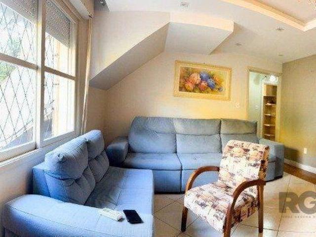 Apartamento de 115m², 3 dormitórios, 2 vagas no bairro Glória