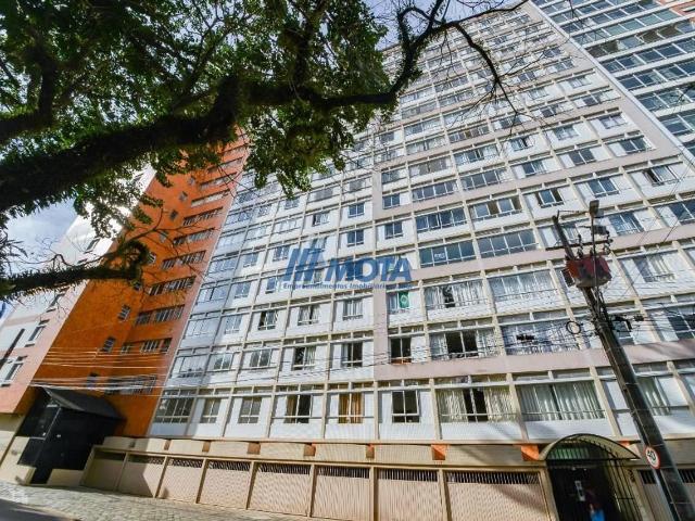 Apartamento de 116 m² na Frei Caneca Centro Curitiba PR, aluguel por R$ 3.000/mês