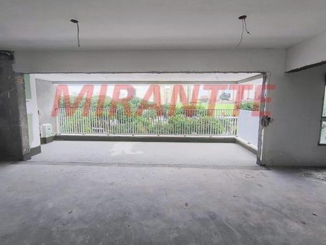 Apartamento de 117m² com 2 quartos