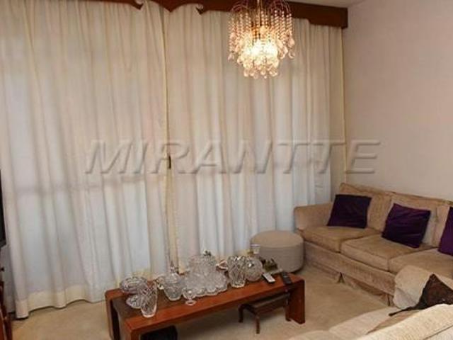 Apartamento de 117m² com 3 quartos