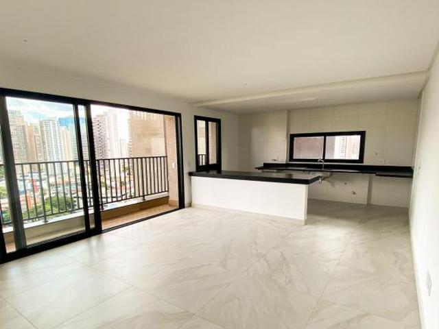 Apartamento de 120 m² á venda no WTC Residence no Setor Marista Goiânia GO
