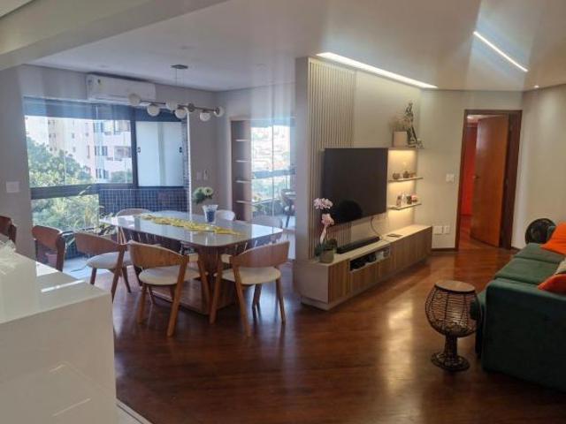 Apartamento de 120m² à Venda – 3 Dormitórios com Suíte, Varanda, 2 Vagas e Mobiliado – Localização