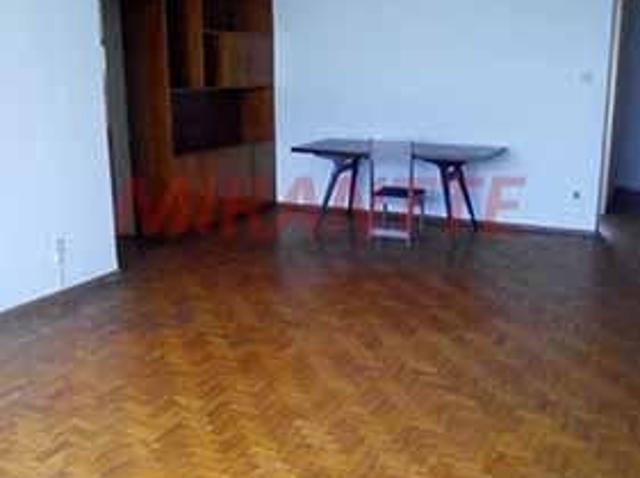 Apartamento de 120m² com 2 quartos