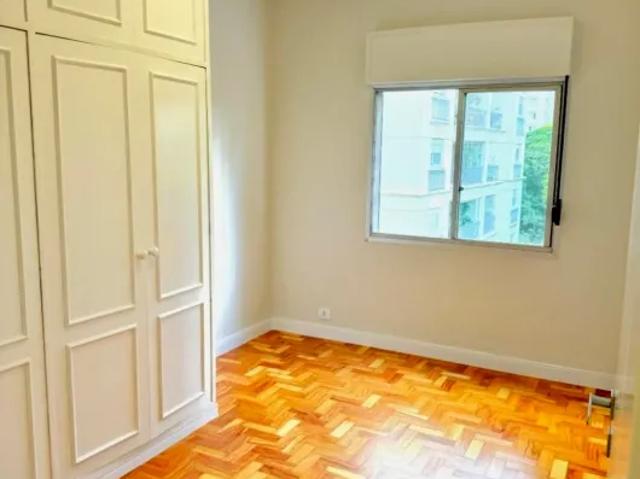 Apartamento de 122 m² | 3 Dorms 1 Suíte + Escritório, Reformado, Varanda e Vista Verde