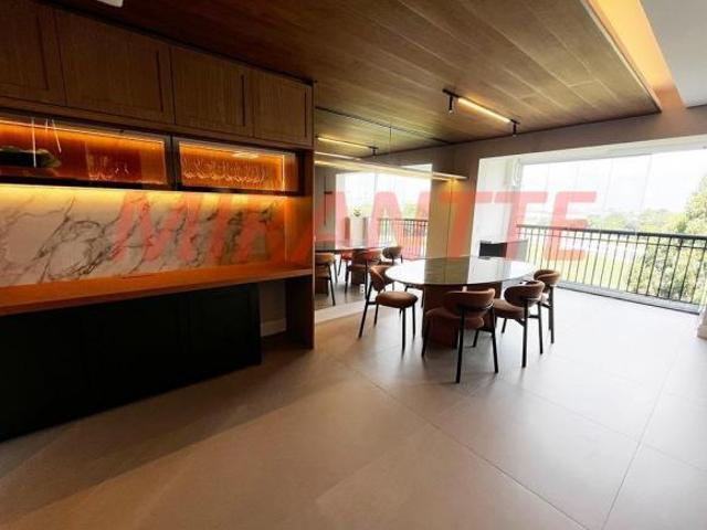 Apartamento de 123m² com 3 quartos