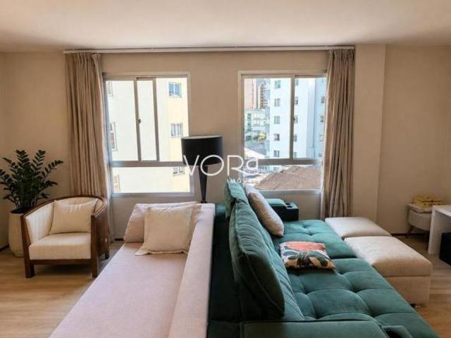 Apartamento de 124 m² e planta versátil no Batel | Bigorrilho