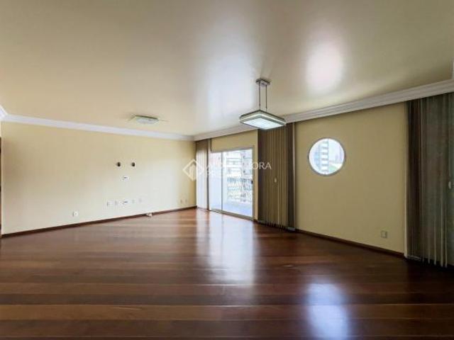 Apartamento de 124m² com 2 Vagas no Bairro Jardim, Santo André