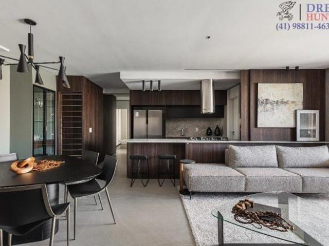 Apartamento de 126.0m² no bairro Bigorrilho, com 2 suítes, 3 banheiros e 2 vagas + depósitode garage
