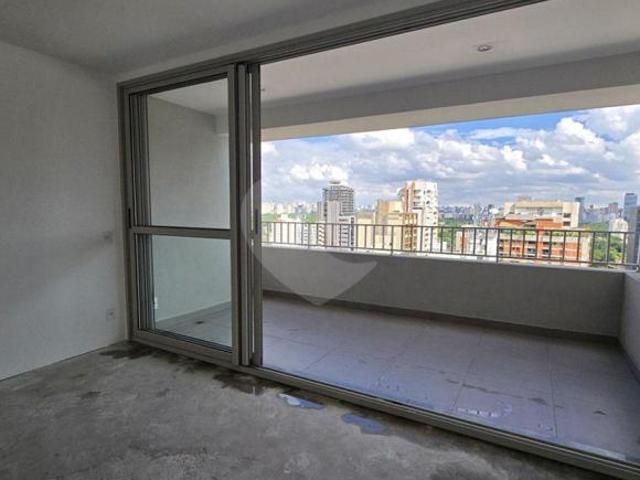 Apartamento de 126 m² com 3 quartos à venda em Pinheiros