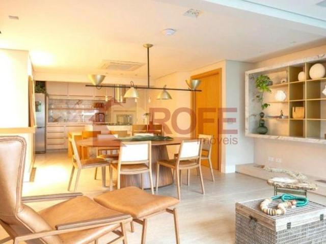 Apartamento de 128 m2 com 3 dorms, sendo 1 suite,com 2 vagas fixas e lazer completo em Moema