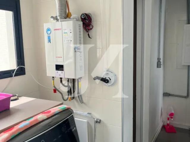 Apartamento de 128m², 3 Dormitórios sendo 2 Suítes e 2 Vagas no Condomínio Zaira