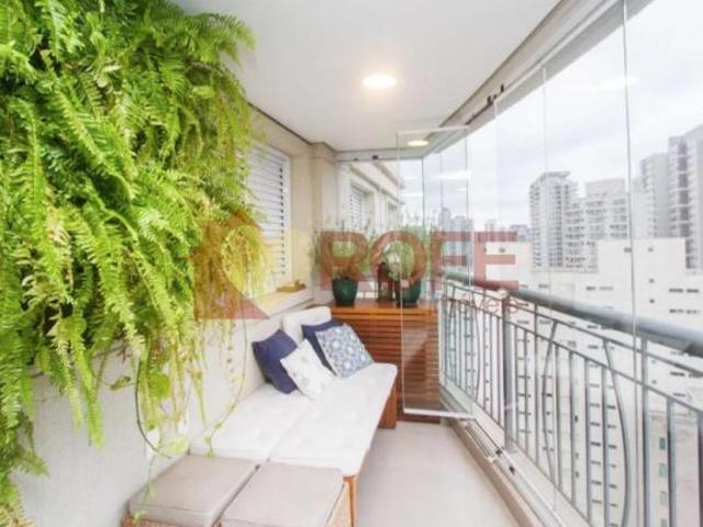 Apartamento de 129 m² com 3 quartos, 1 suíte e 3 vagas à venda na Chácara Santo Antônio. Andar alto